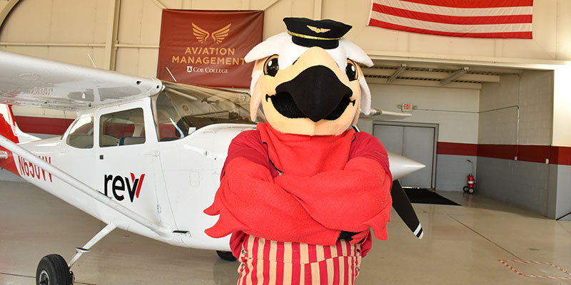 Aviation Management & Flight Operations - Business Administration | Coe ...