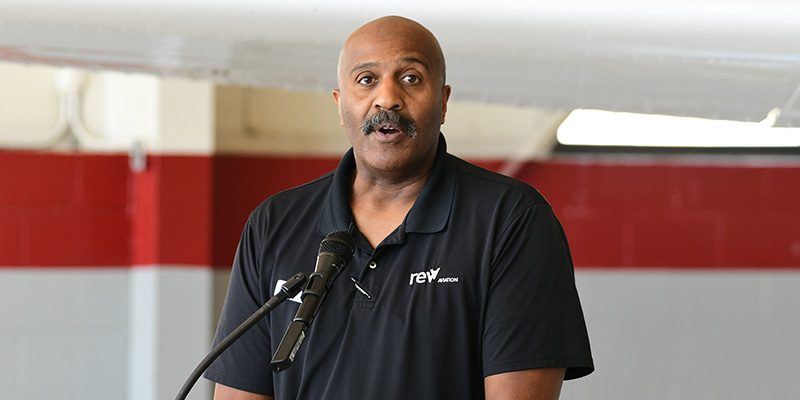 Aviation Management & Flight Operations - Business Administration | Coe ...